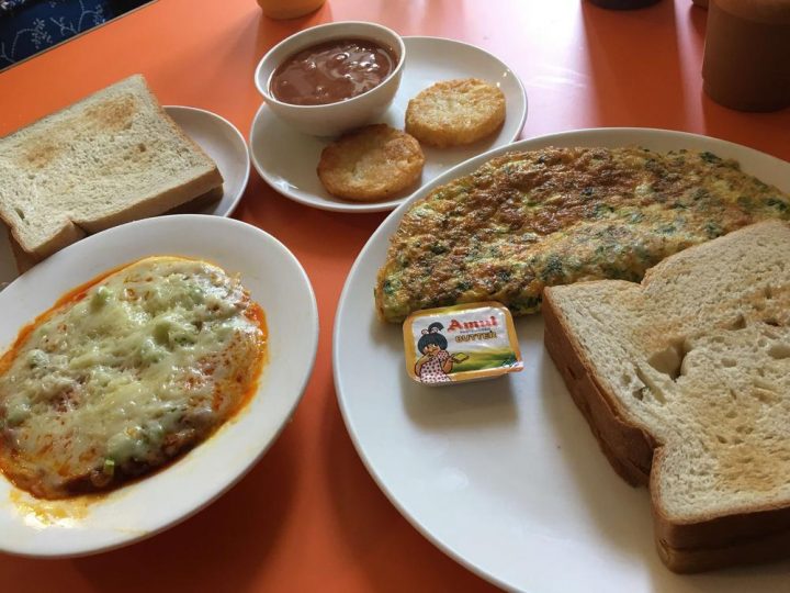 Make Your Mornings Better At These Breakfast Places In Ahmedabad - Hungrito