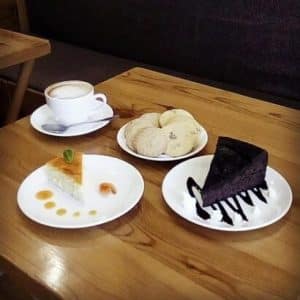 9 Best Cafes To Visit In Leh Ladakh - Beautiful Eateries In Ladakh